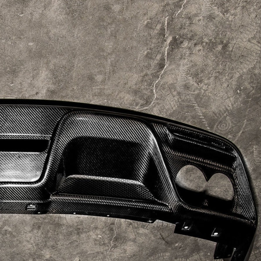 Carbon Fiber GT350 Rear Diffuser Ford Mustang Shelby 2015-2018 – AUTOBUNCH®