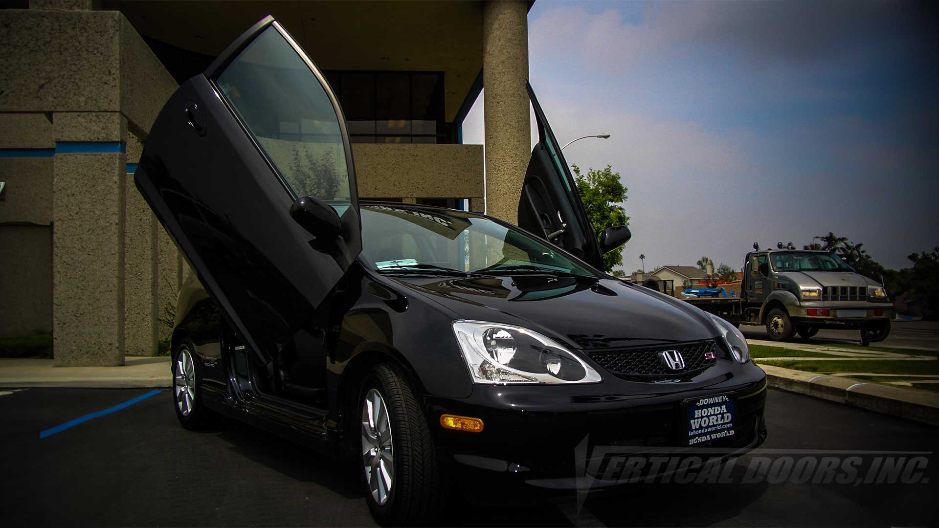 Sporty Transformation: Vertical Doors Kit for Honda Civic Si Hatch Back ...