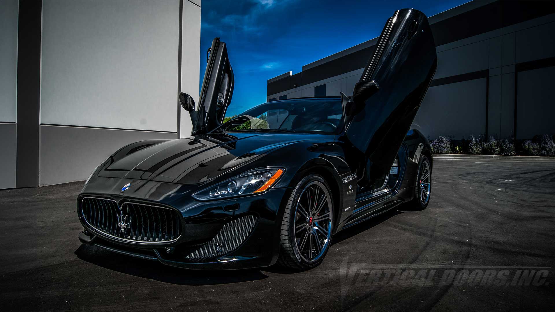 Upgrade Your Maserati GranTurismo 2007-2018 with Vertical Doors Kit ...