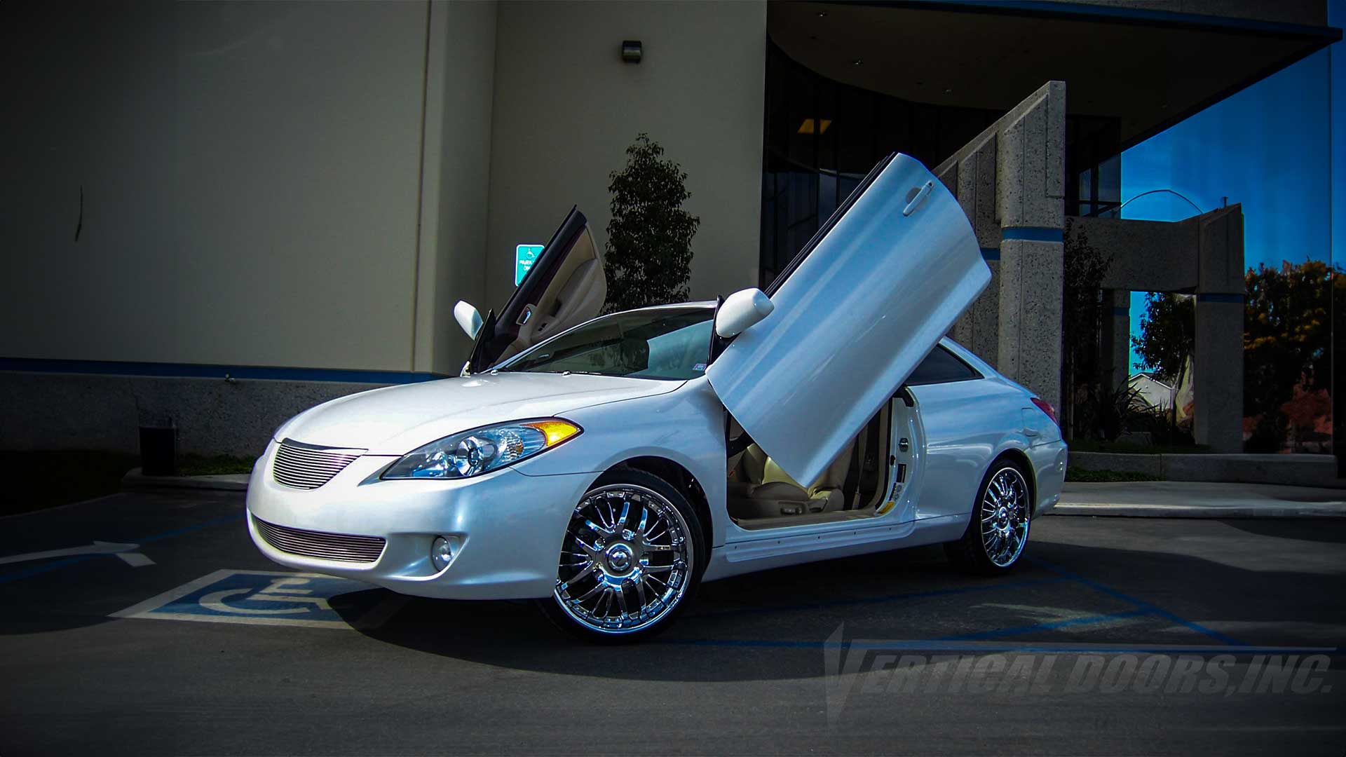 Customize Your Toyota Solara 2004-2009 with Vertical Doors Kit - Order ...